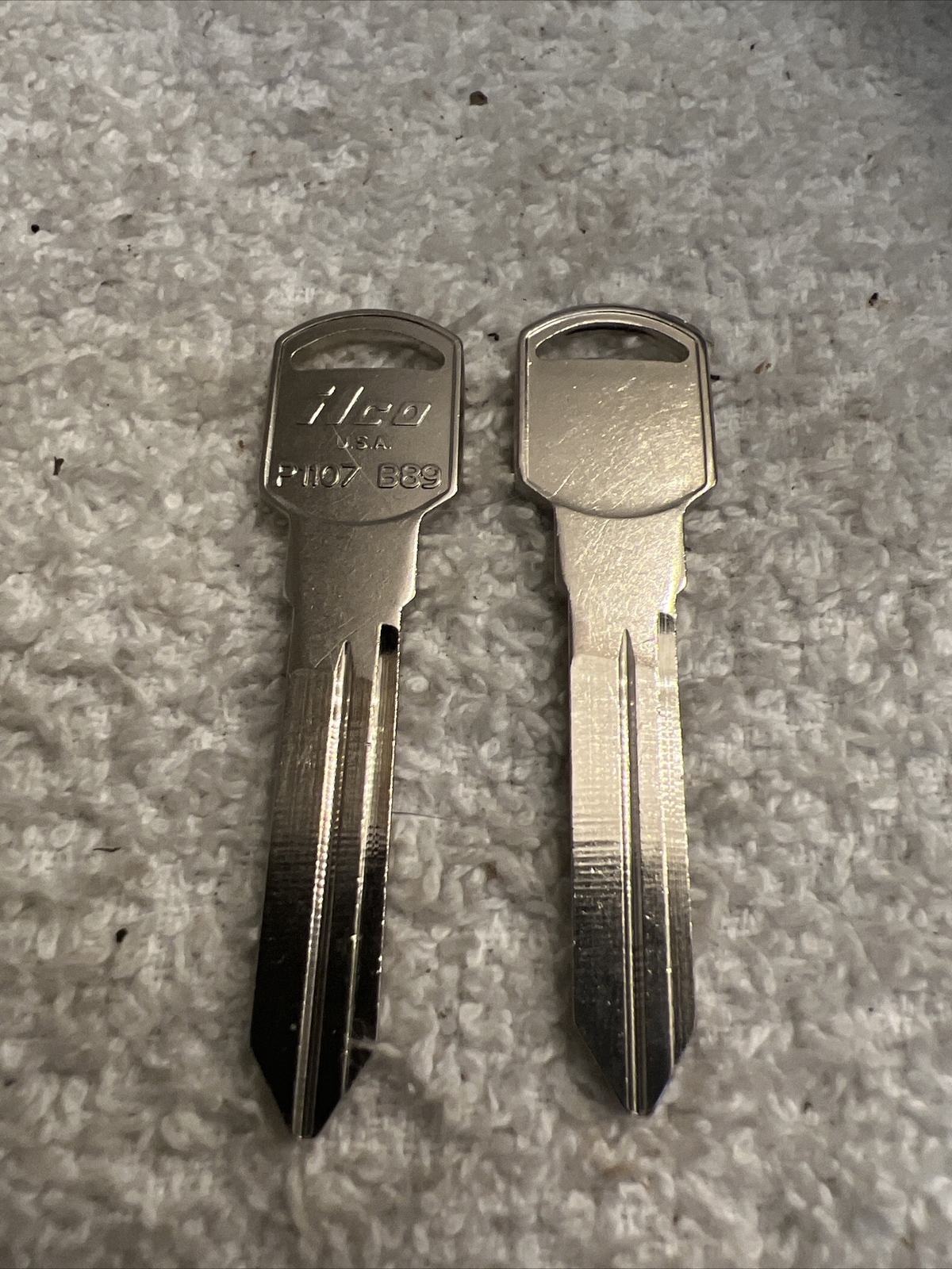 Lot Of 2 New B89 Key Blanks ILCO P1107 Various GM Models 1997-2005 ...