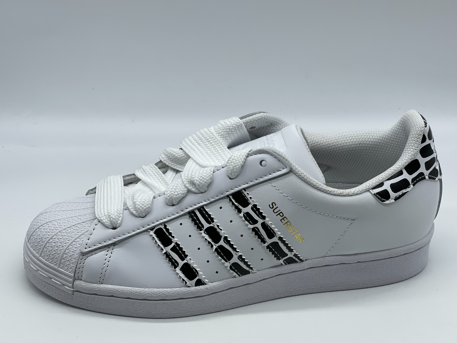Size 5 - adidas Superstar Animal Print 2020 for sale online | eBay