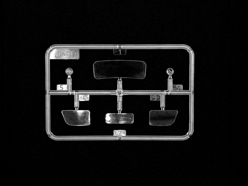 ICM 35414 Scale model 1:35 V3000S/SS M Maultier with shelter, German ...