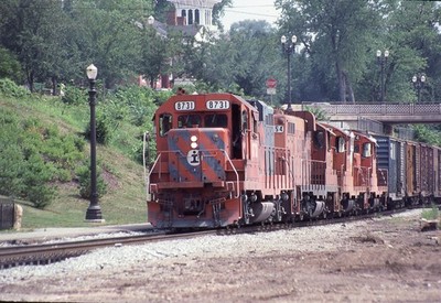 SF Orig Slide ICG Illinois Central Gulf GP11 #8731+3 w/Train - Galena ...