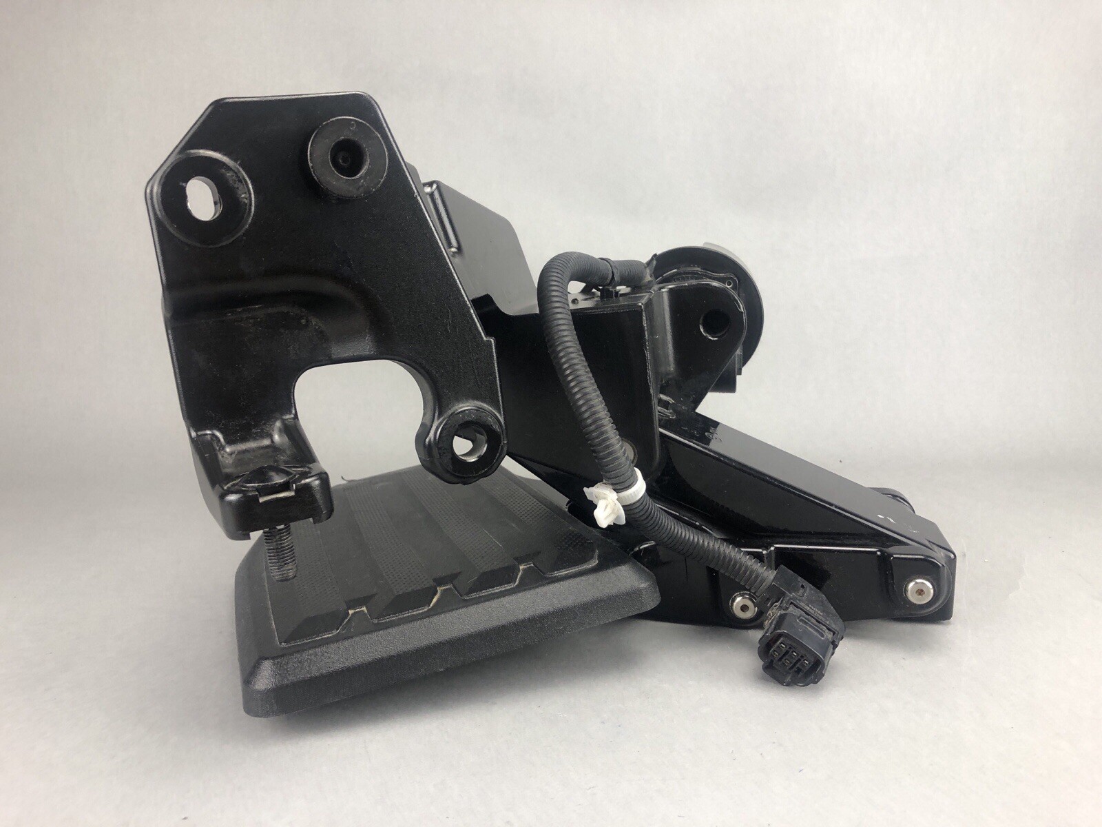 2022-2023 Toyota Tundra Rear Back Step Left | 52360-0C010 | Genuine OEM