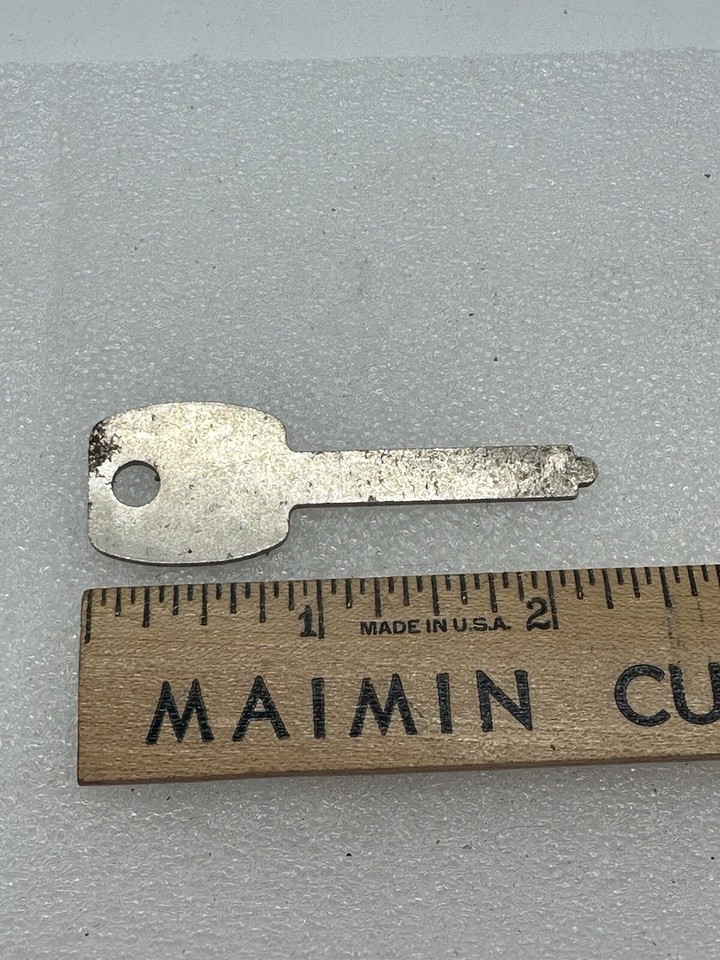 Lot Of 19 Vintage Padlock Key Blanks Assorted Sizes 1.5in to 2.5in | eBay