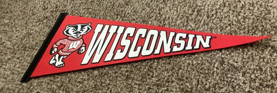 WISCONSIN RETRO ~ BADGERS BUCKY LOGO PENNANT NCAA 24" X 9" COLLEGE | eBay