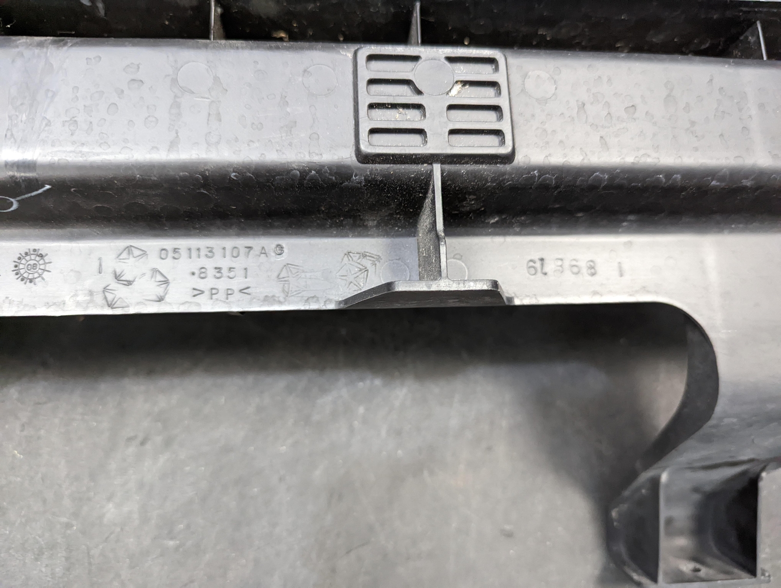 Rear Bumper Center Bracket 2016 Dodge Grand Caravan 5113107AC 2011 2012 ...