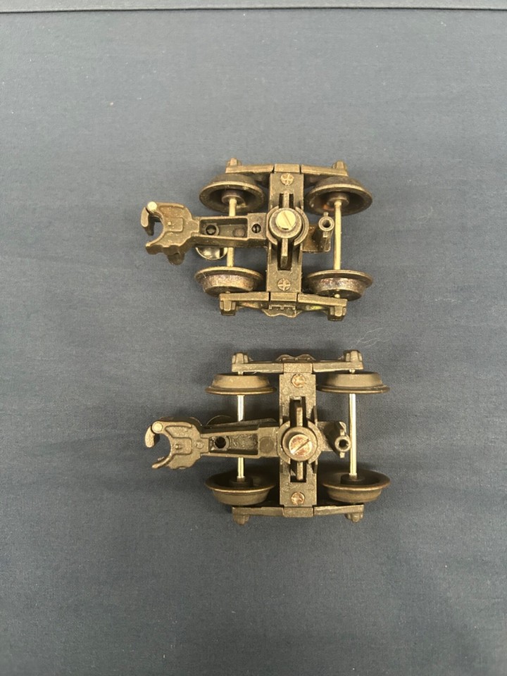 K-line Die-Cast 2 Sprung Black Trucks w/ Small Screw (Pair of 2) K5001 ...
