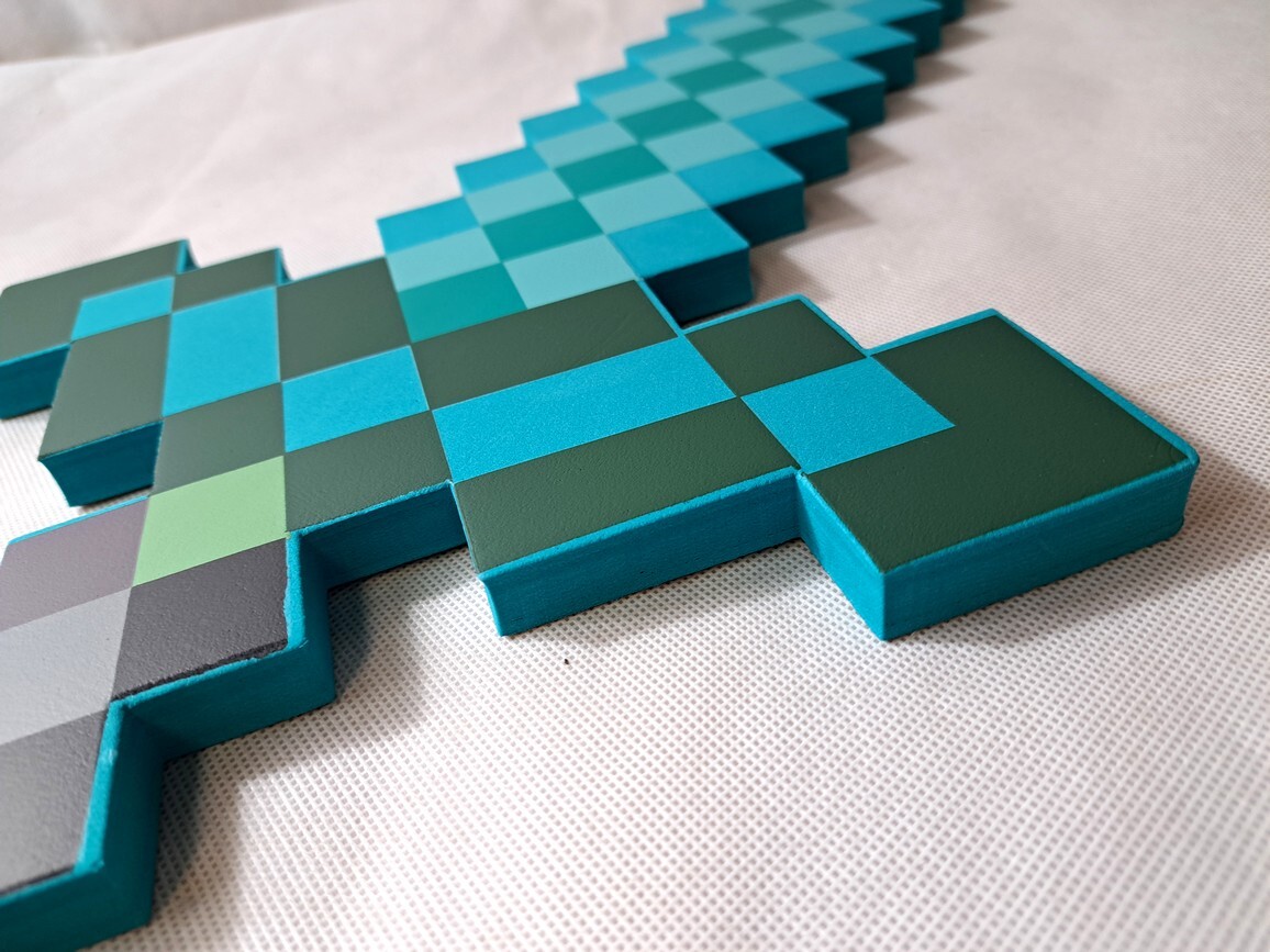 1x Minecraft Weapon EVA Foam Sword Pickaxe Pistol Coplay Toy Gift Aus ...