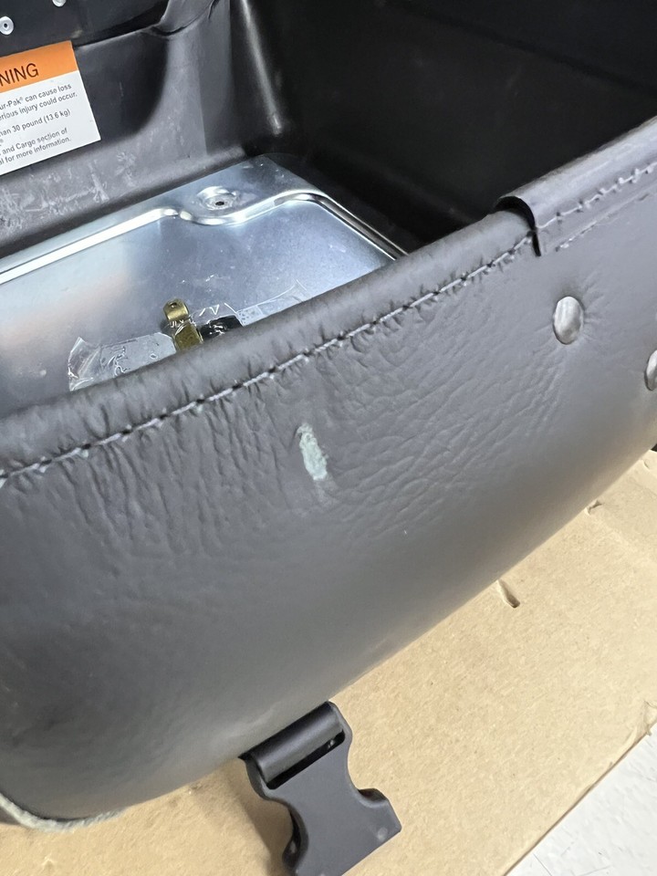 Harley-Davidson Classic Leather Tour Pak Luggage Trunk 18+ Softail ...