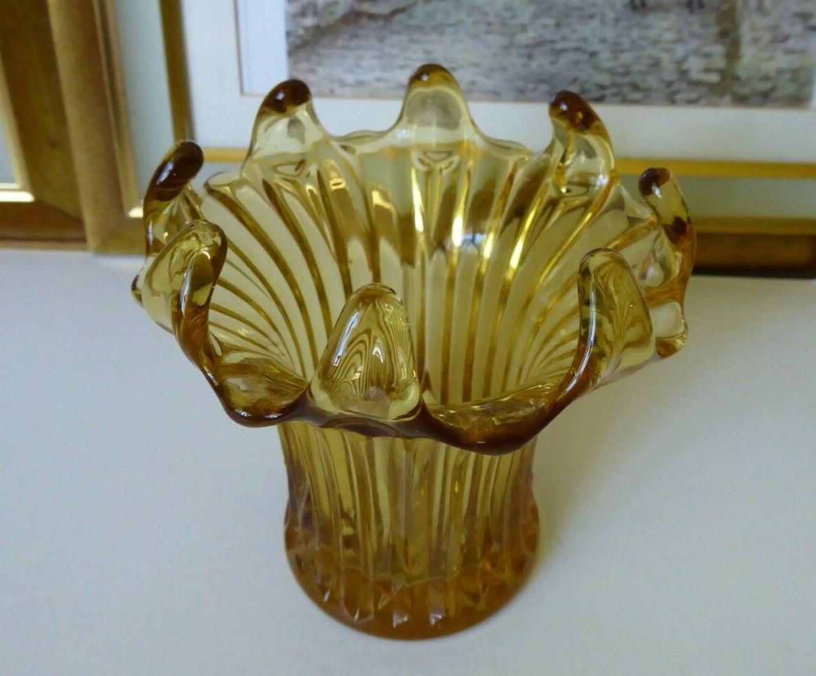 VINTAGE ART DECO SOWERBY LILY VASE PAT 2305 FROM 1933 IN AMBER | eBay UK