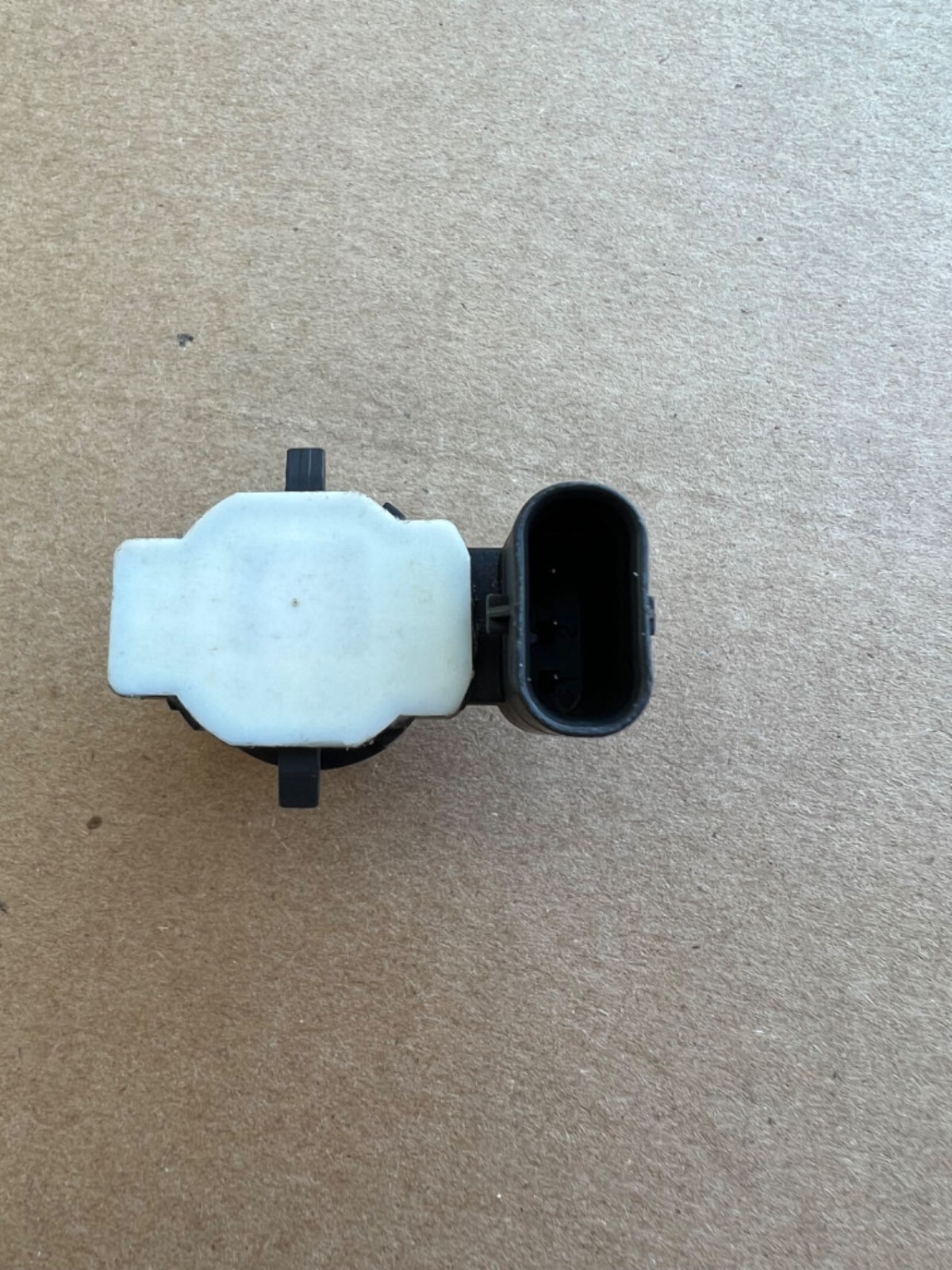 NEW OEM SILVER 1048473-02-A FOR Tesla Model S 12-17 FRONT PARKING ...