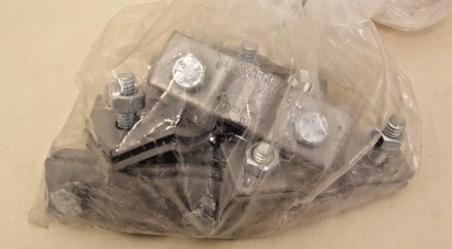 FNW 1/2" Galvanized Pipe Clamp 7020 ( Lot of 6 ) | eBay