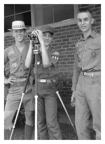 STEVEN SPIELBERG FILMING ON HIS CAMERA IN BOY SCOUTS BSA 5X7 PHOTO | eBay
