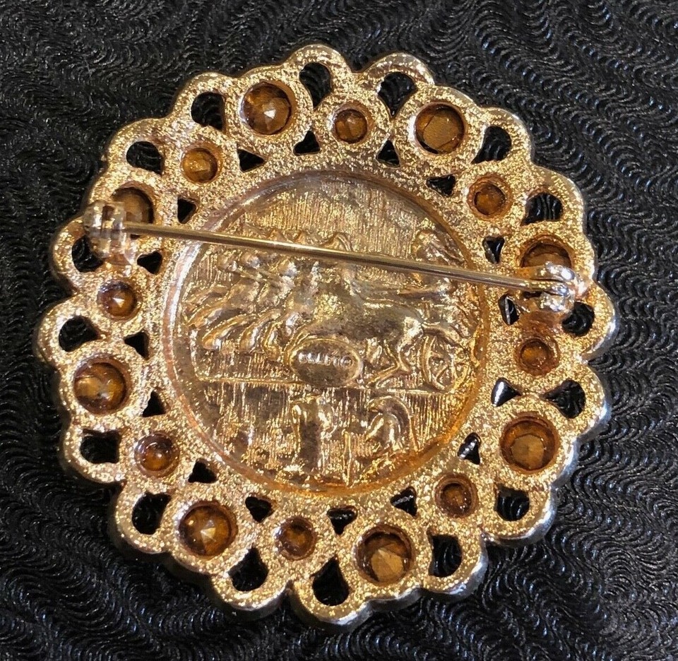 VINTAGE SIGNED CRAFT MEDALLION BROOCH | eBay
