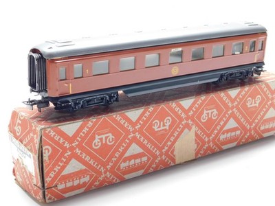 HO SCALE MARKLIN 4020 SJ SWEDEN RAILWAYS PASSNEGER MODEL TRAIN CAR IN ...