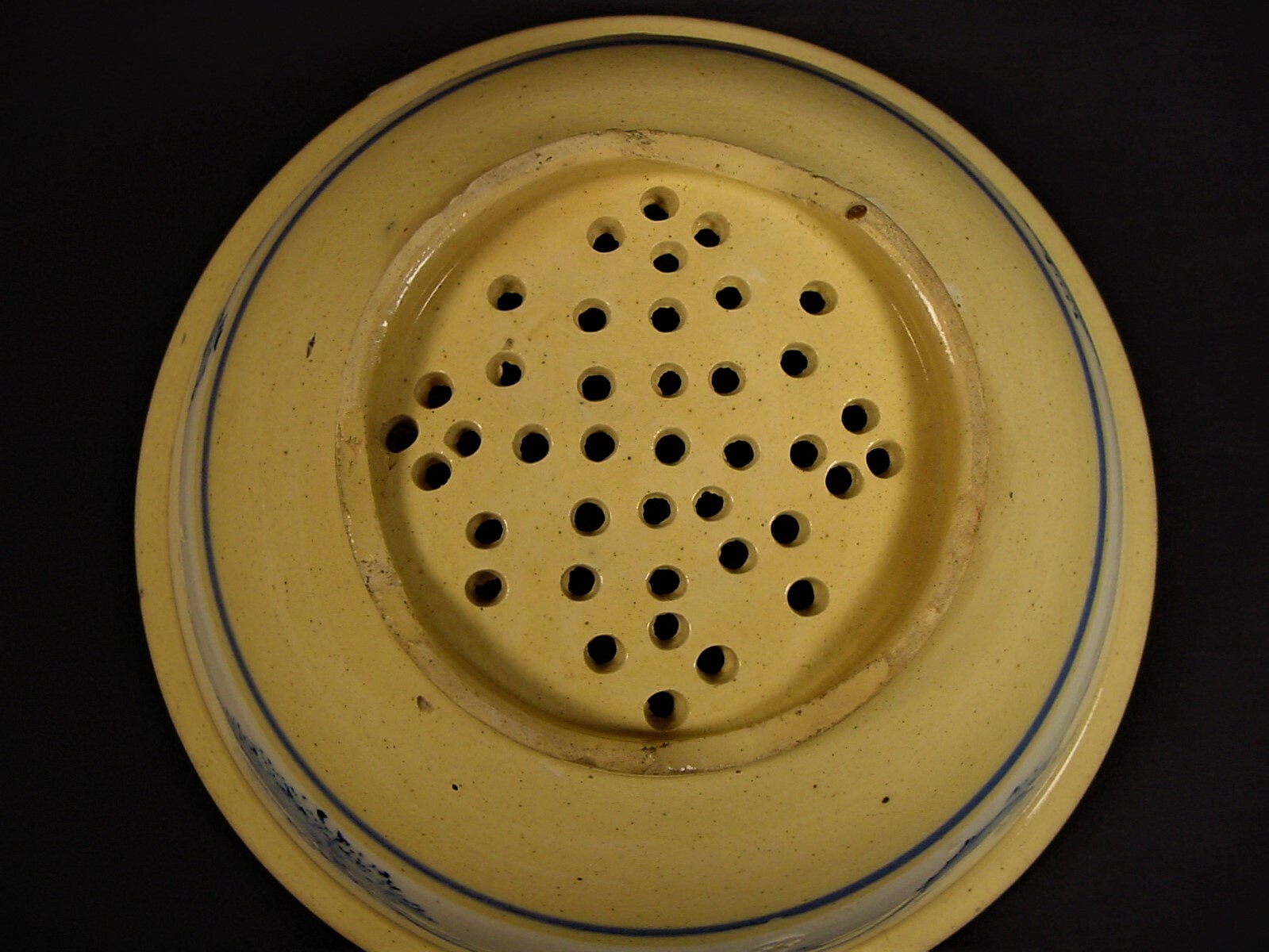 VERY RARE ANTIQUE AMERICAN BLUE SEAWEED MOCHA COLANDER YELLOW WARE ...