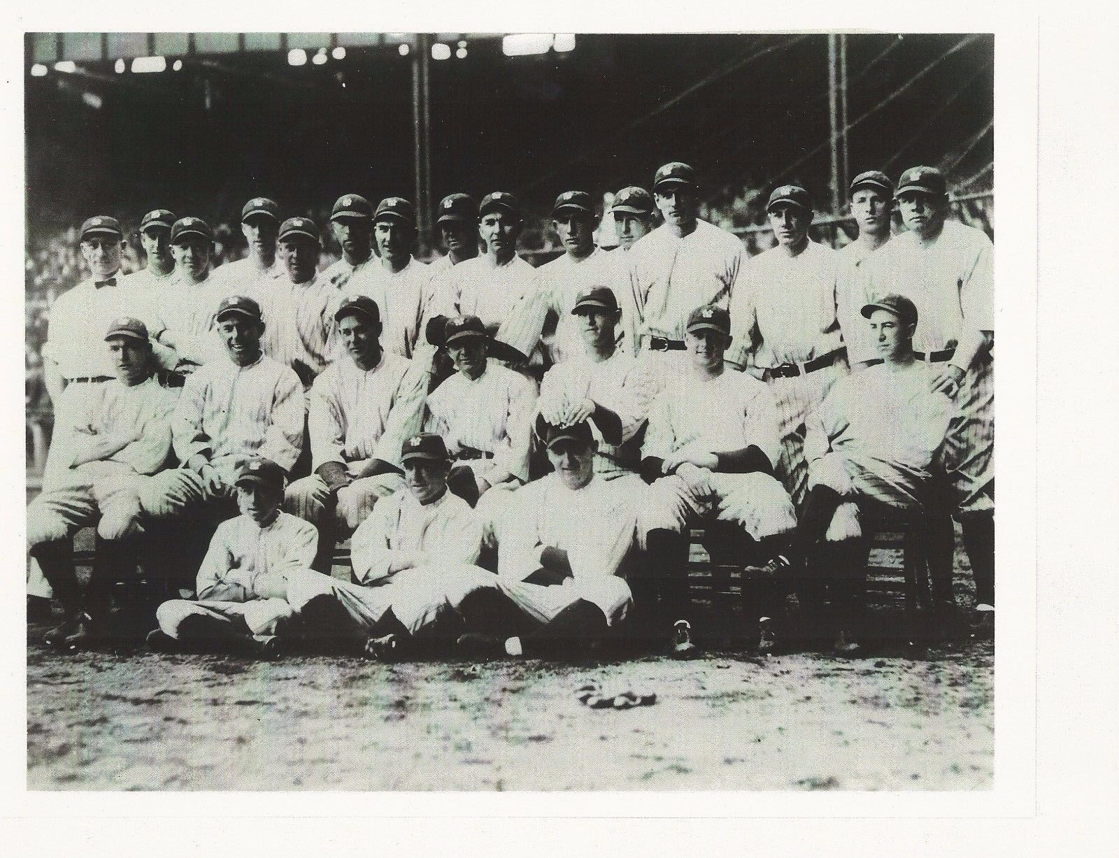 NEW YORK YANKEES 1922 TEAM PHOTO 8X10 BABE RUTH, WAITE HOYT, WALLY PIPP ...