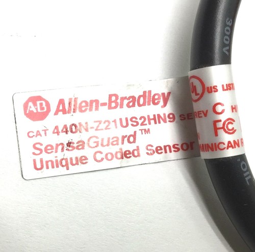 Allen-Bradley 440N-Z21USHN9 GuardMaster SensaGuard Unique Coded Sensor ...
