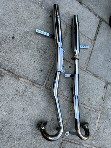 Triumph unit construction 650cc high level exhaust pipes and silencers ...