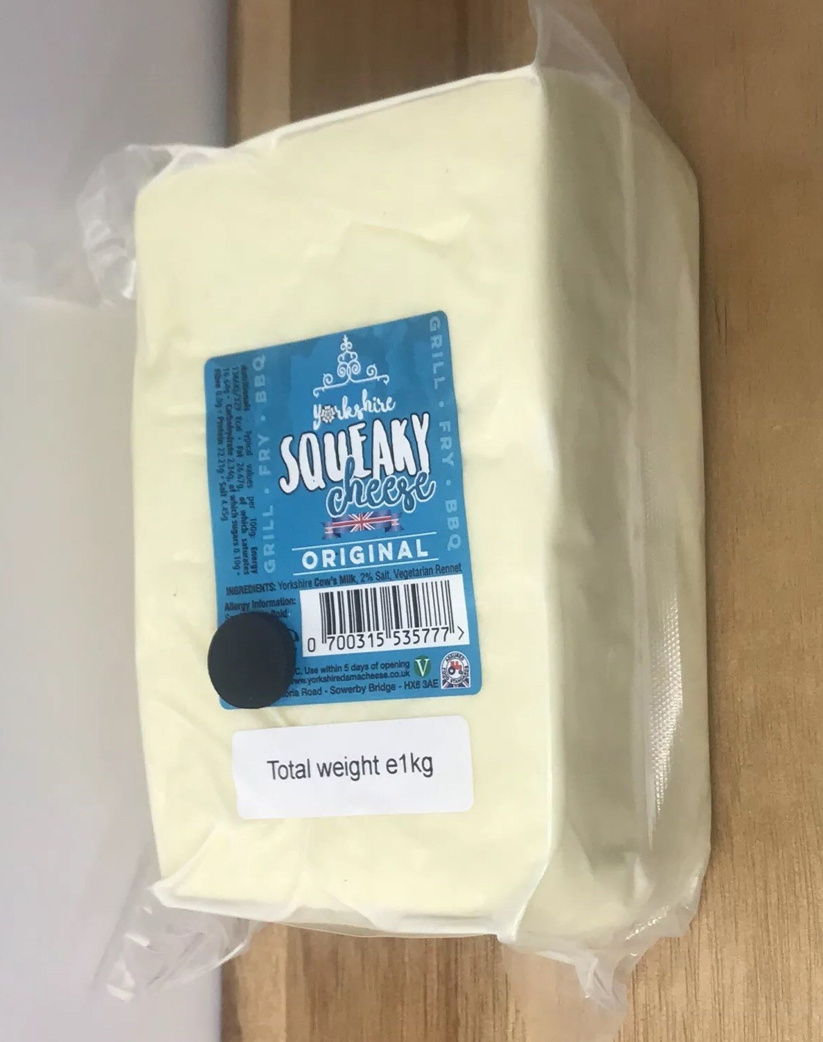 Yorkshire Squeaky Cheese Original 800g Slab Yorkshire Halloumi Cheese ...