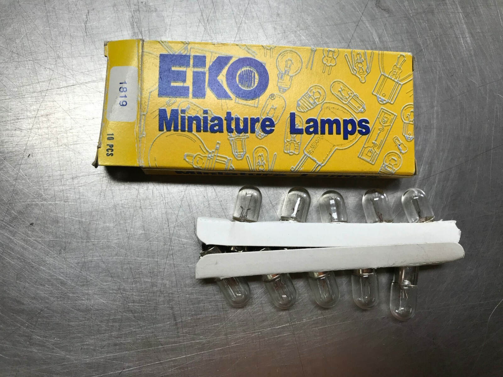 E-1819 Genuine Eiko Miniature Lamp 1819 BULB QTY of 1 BULB Free ship after 1st | eBay