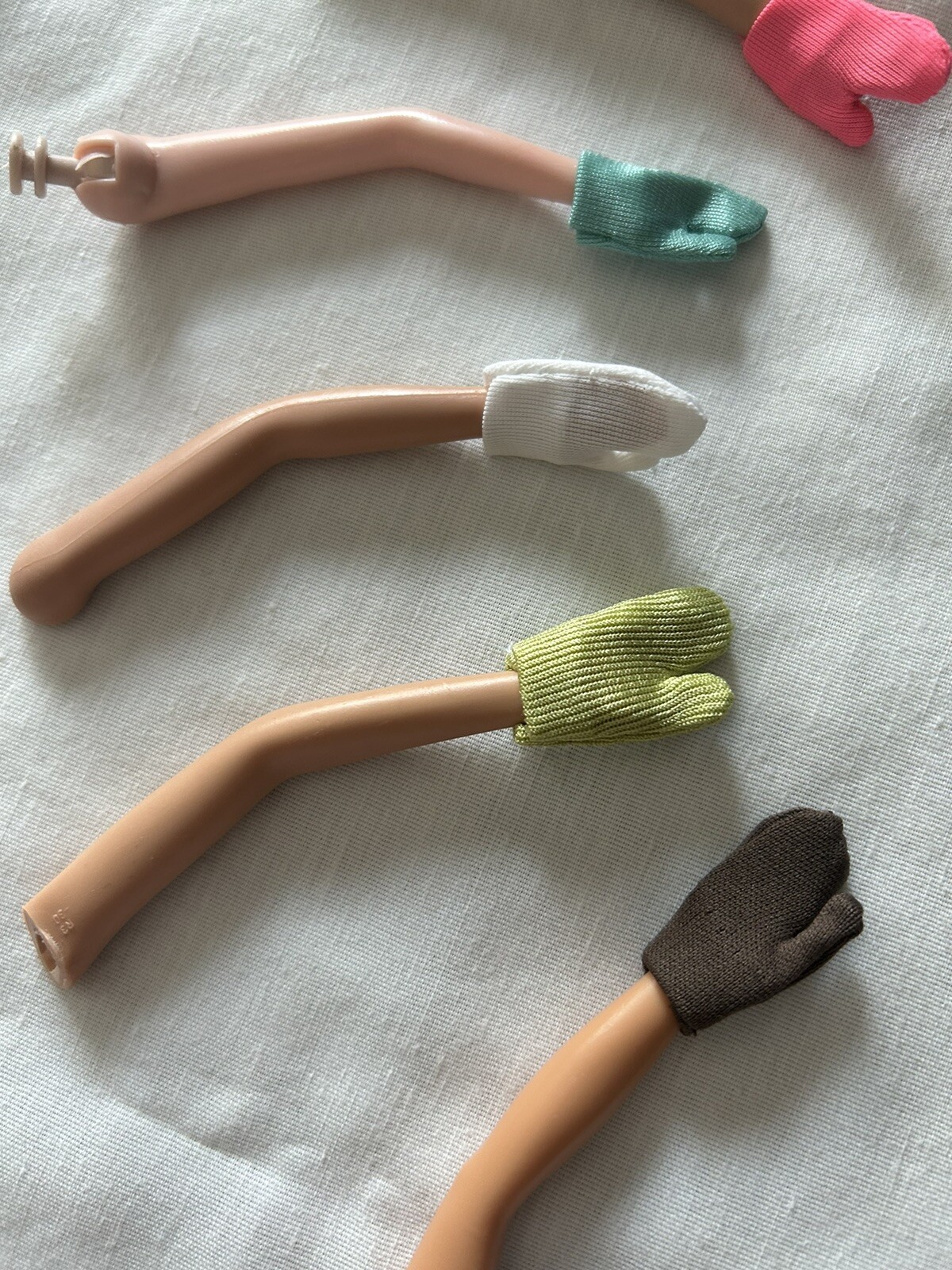 Fit BARBIE DOLL GLOVES 40+colors CHOOSE 1 Pr ONLY 🦋 | eBay