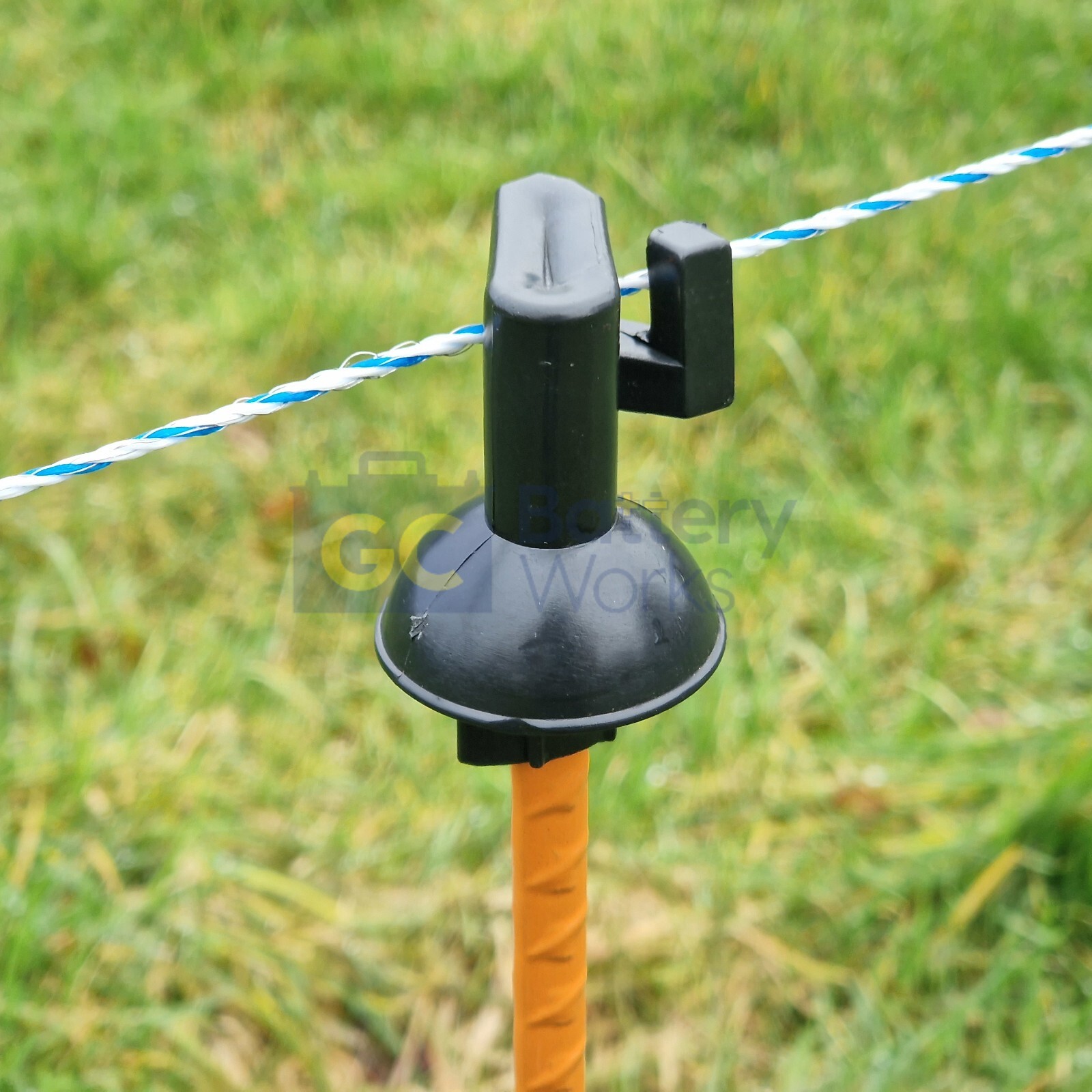 Spring Steel Fence Post Electric Fencing Oval Stake 105cm With Top ...