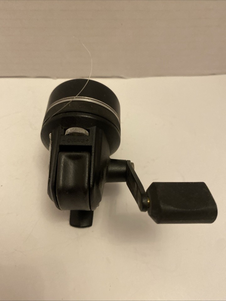 VINTAGE JOHNSON SPRITE 200 ULTRA LITE SPINCAST REEL | eBay