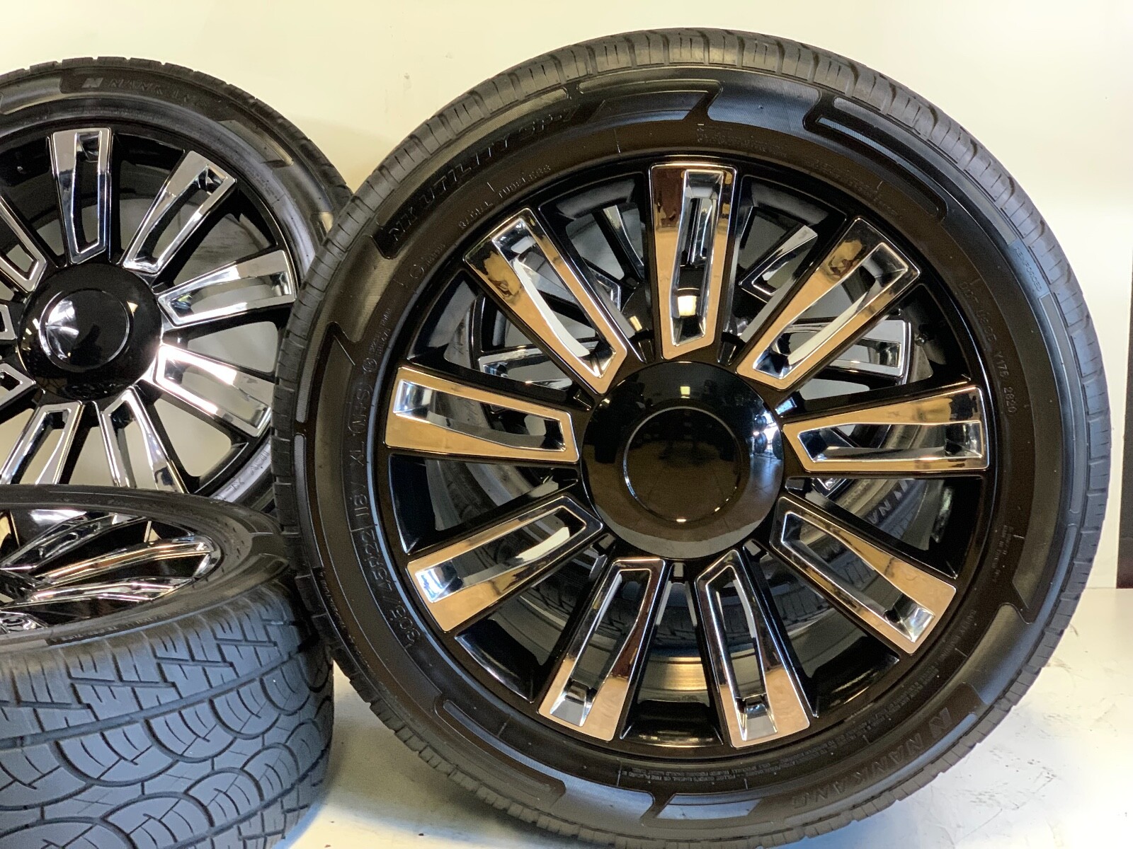22" 22INCH CADILLAC ESCALADE RIMS Wheels Rims 4 set 6X139 PLATINUM ...
