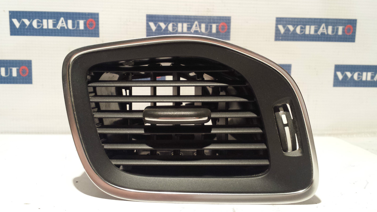 2012-2020 VOLVO V40 V40CC V60 S60 PASSENGER LEFT DASH AIR VENT OEM RHD ...