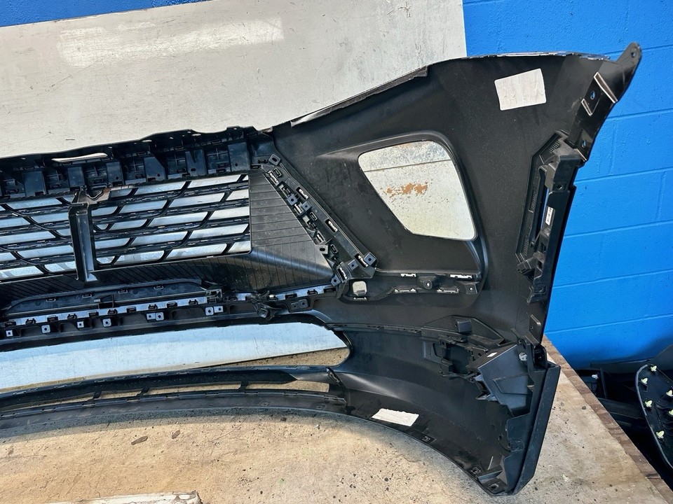 2025 Buick Enclave Front Bumper cover OEM. 85105501 | eBay