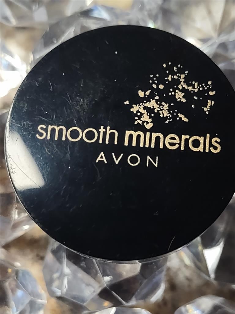Avon SMOOTH MINERALS Loose EYESHADOW Powder # M702 ENCHANTED LILAC New ...