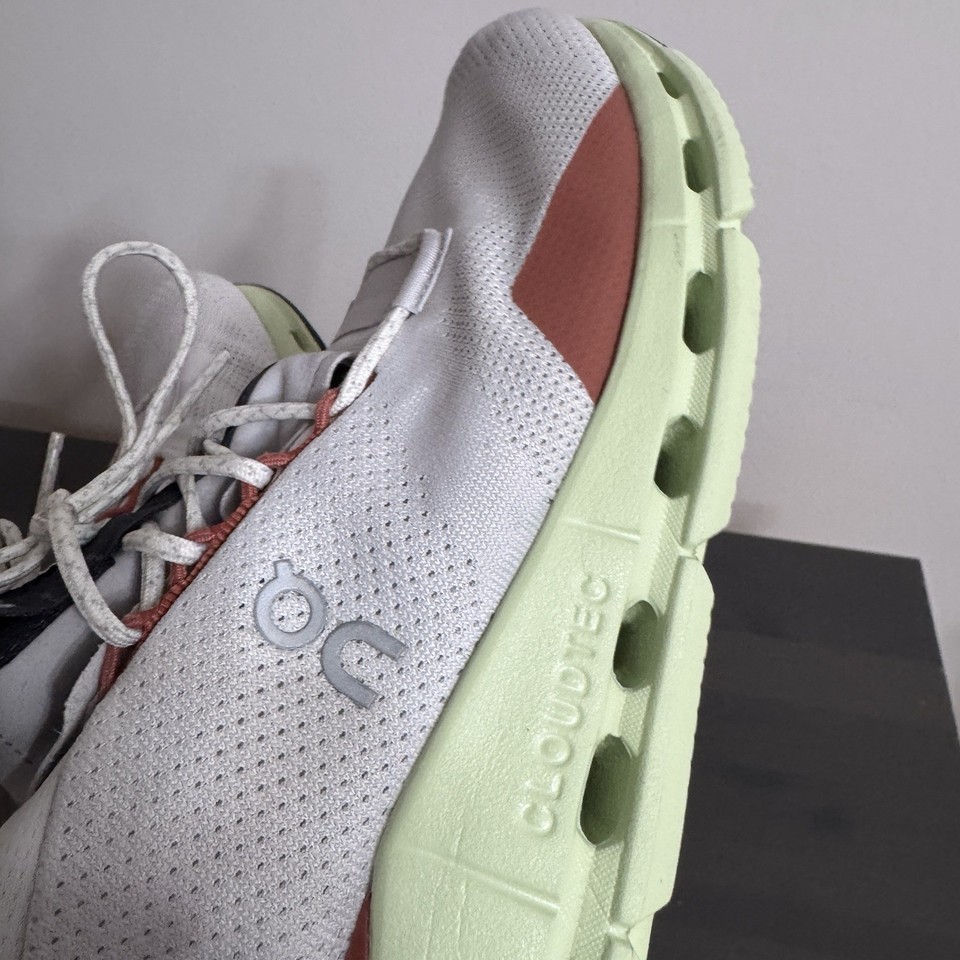 On Cloud Cloudnova Sz 9 Mens Running Shoes Sneakers 26.98493 OC | eBay