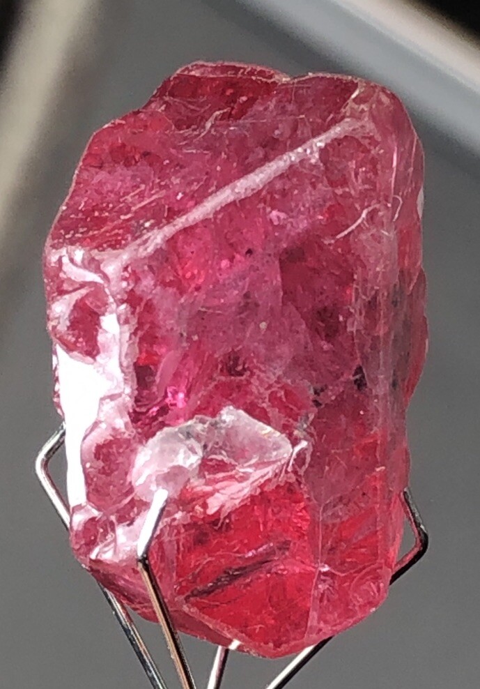 Stunning 32.6 Carats Natural Pinkish-Red Spinel Crystal from Africa | eBay