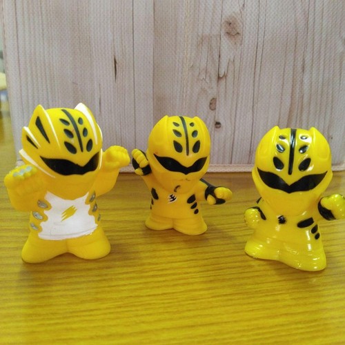 JUKEN SENTAIGEKIRANGER GEKIYELLOW FINGER PUPPET SET OF 3 | eBay