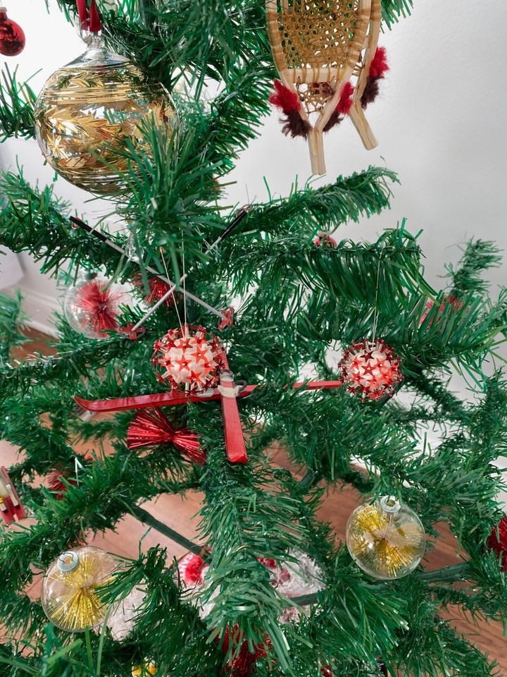 Vintage Green Regal Sapphire Vinyl 4 1/2' Christmas Tree | eBay