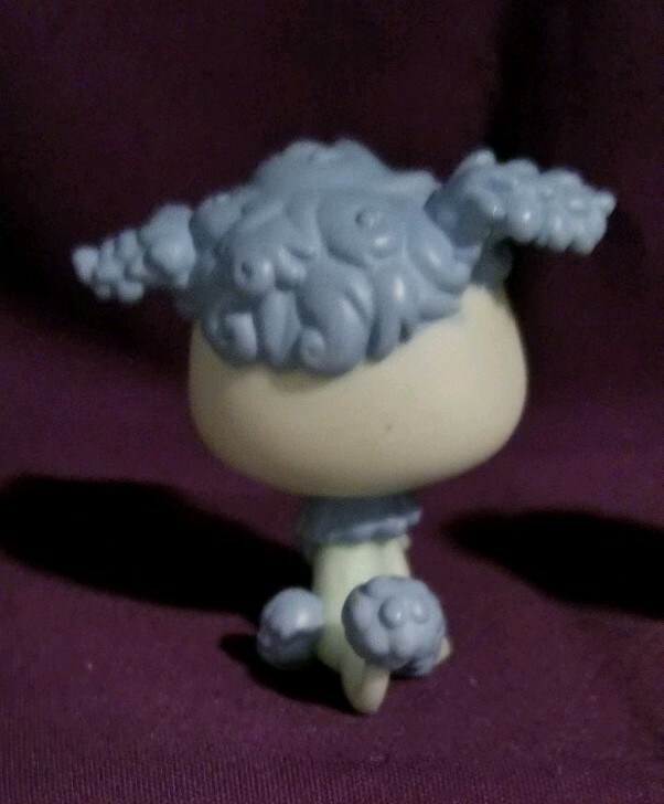 LITTLEST PET SHOP LPS Fun n the Sun Monkey 590 Poodle Dog 591 green ...