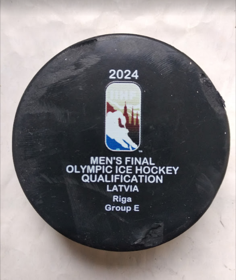 Hockey- Official game puck 2026 Olympic, Men's qualification Hockey ...