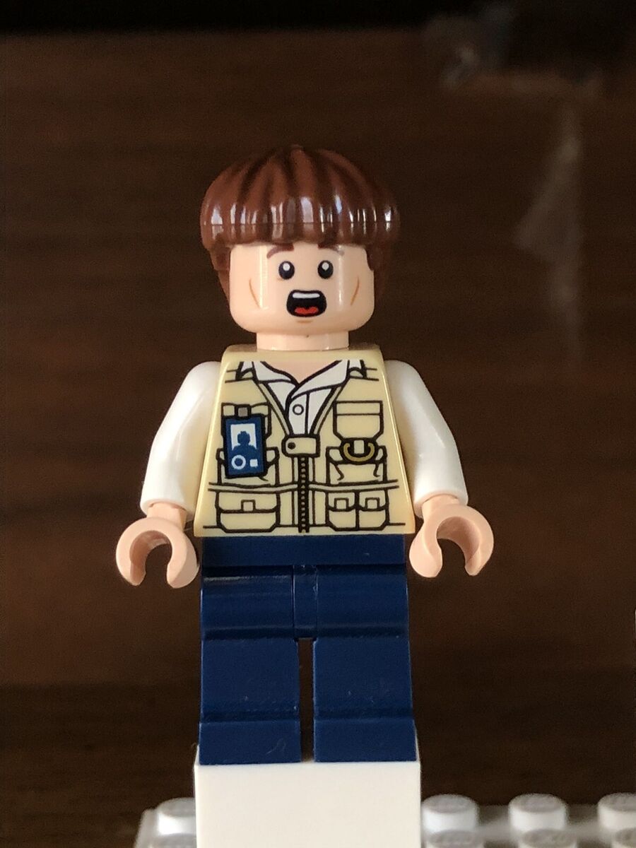 LEGO Ghostbusters Minifigures Get Upscaled In Incredible, 44% OFF