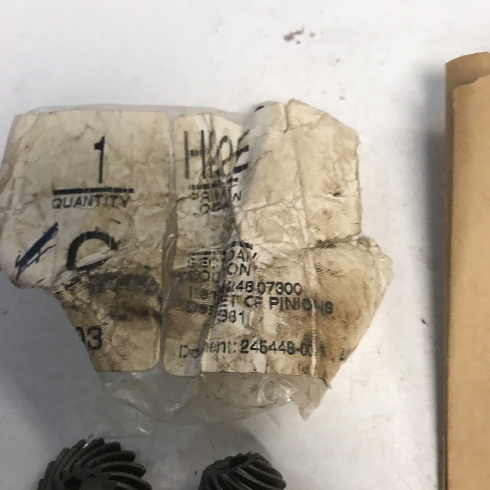 OEM STIHL FS76 FS81 FS88 GEARBOX CASE HEAD PINION GEAR ASSY. 4124 640 ...