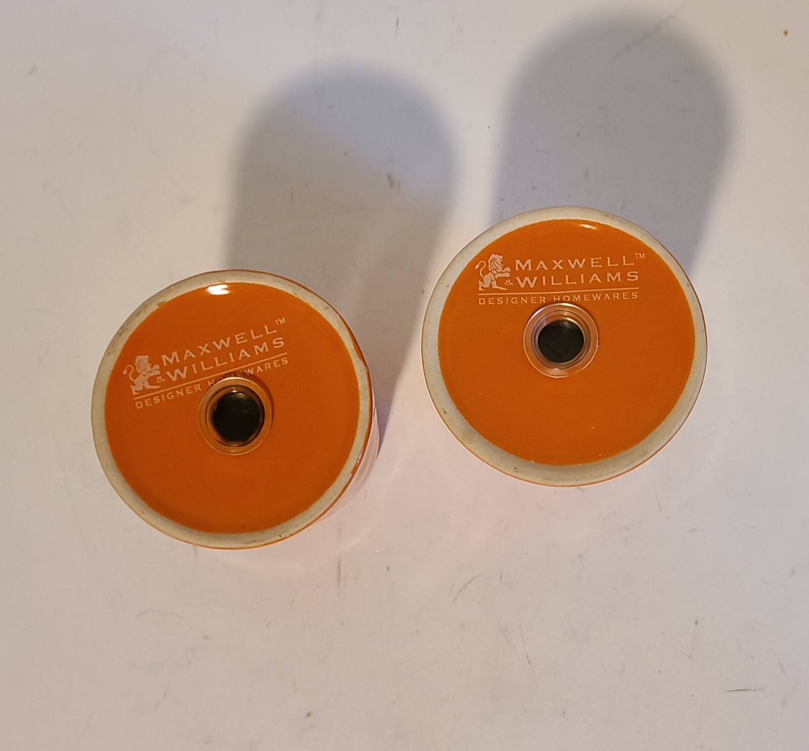 MAXWELL & WILLIAMS SPRINKLE ORANGE POLKA DOT Salt & Pepper SHAKERS 4 ...