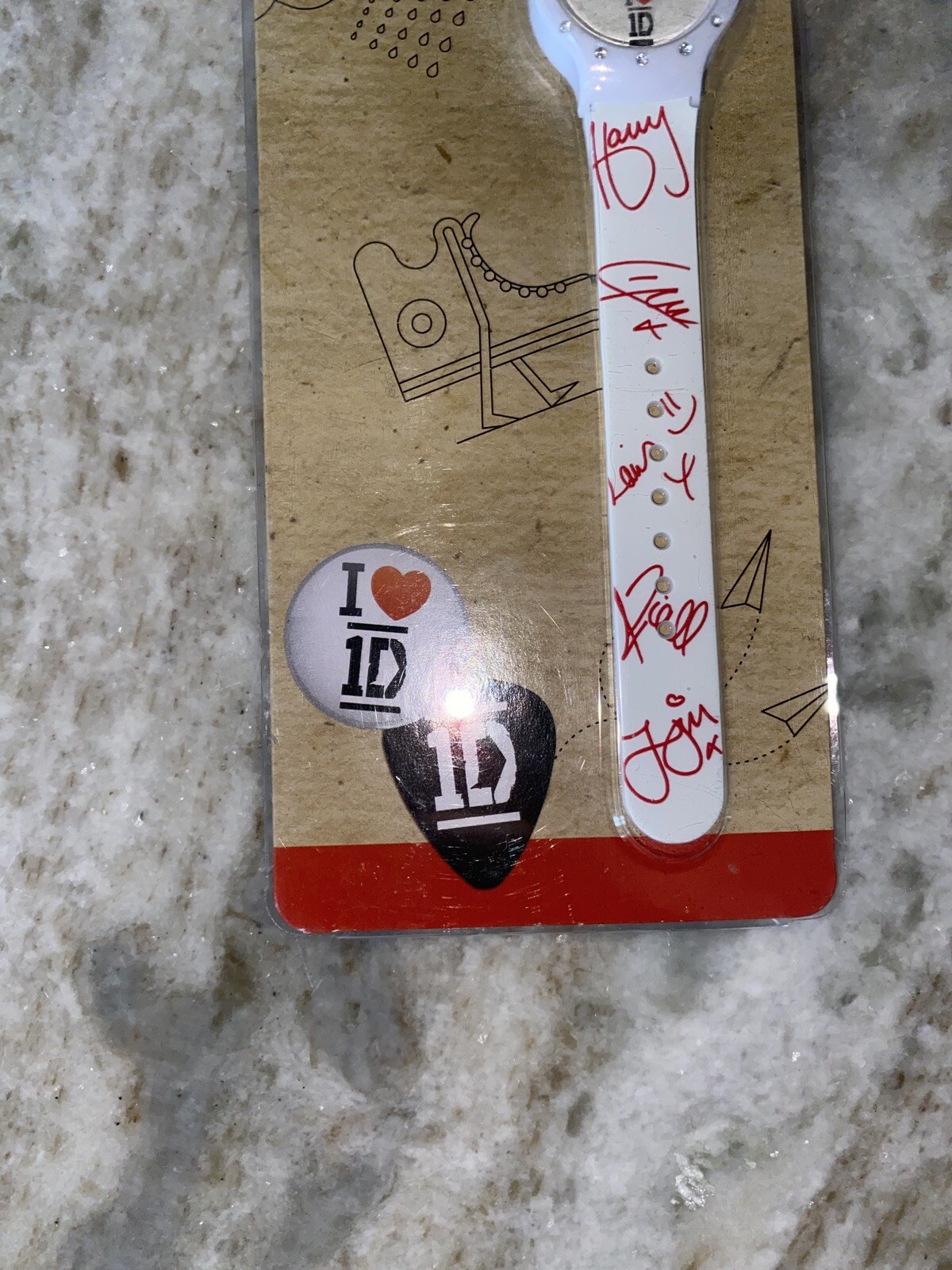 One Direction Watch - I ️ 1D - White Straps With signatures ...