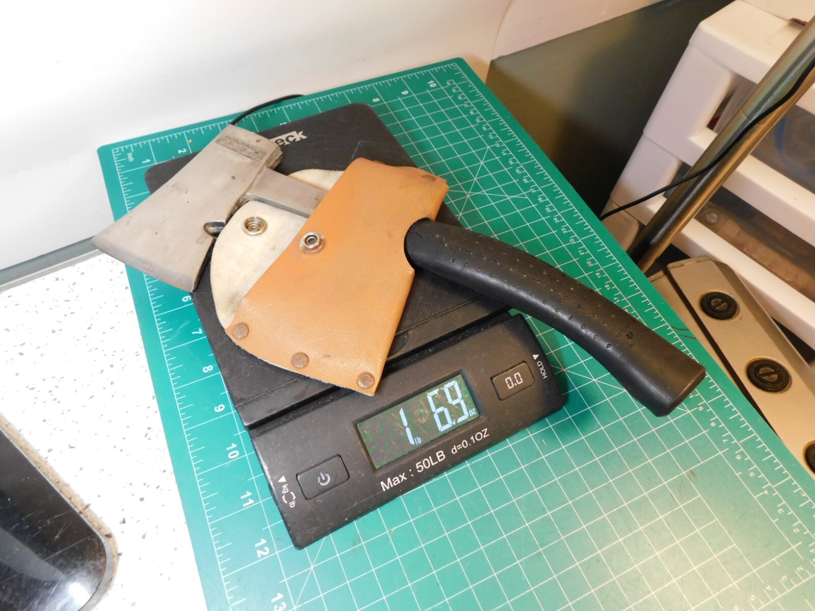 Vtg. 1lb 6.8oz Steel Handle w/Rubber Grip Hatchet Unmarked Drop Forged ...