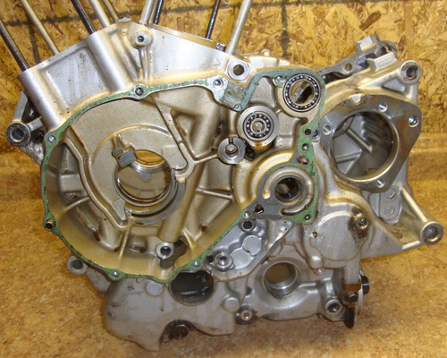 2007 Honda Shadow VT1100C VT1100 VT 1100 C Engine Crank Case Casing ...
