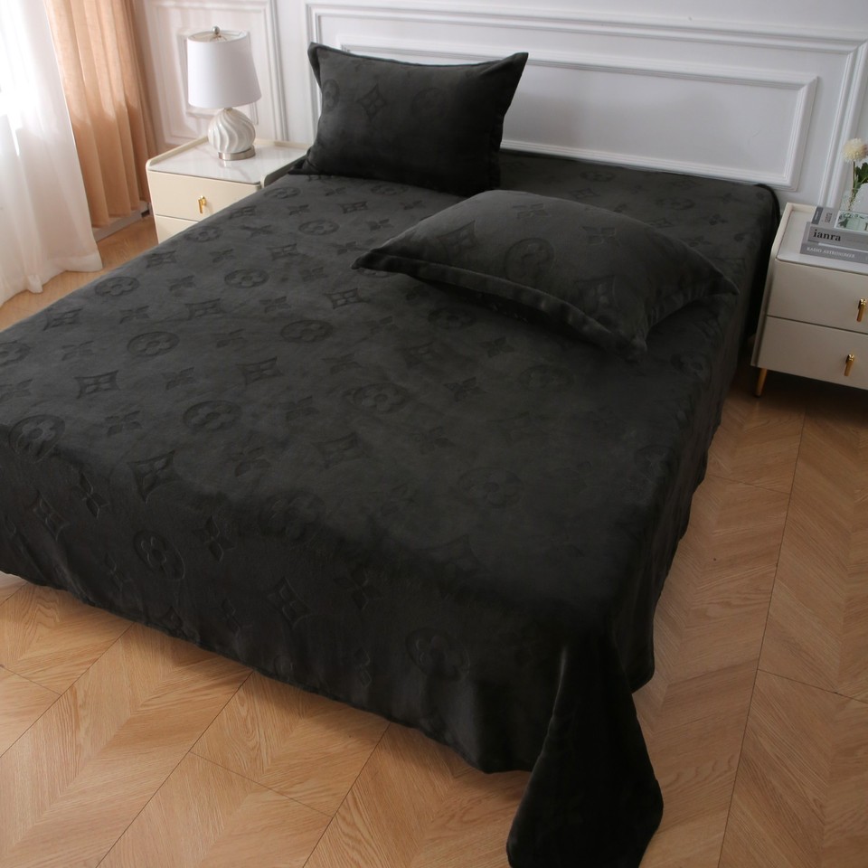 Milk Velvet Flat Sheet, Thickened Milk Velvet Flat Sheet and Pillow ...