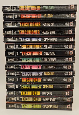 Vtg Lot of 15 Mack Bolan THE EXECUTIONER Paperback Books Don Pendleton ...