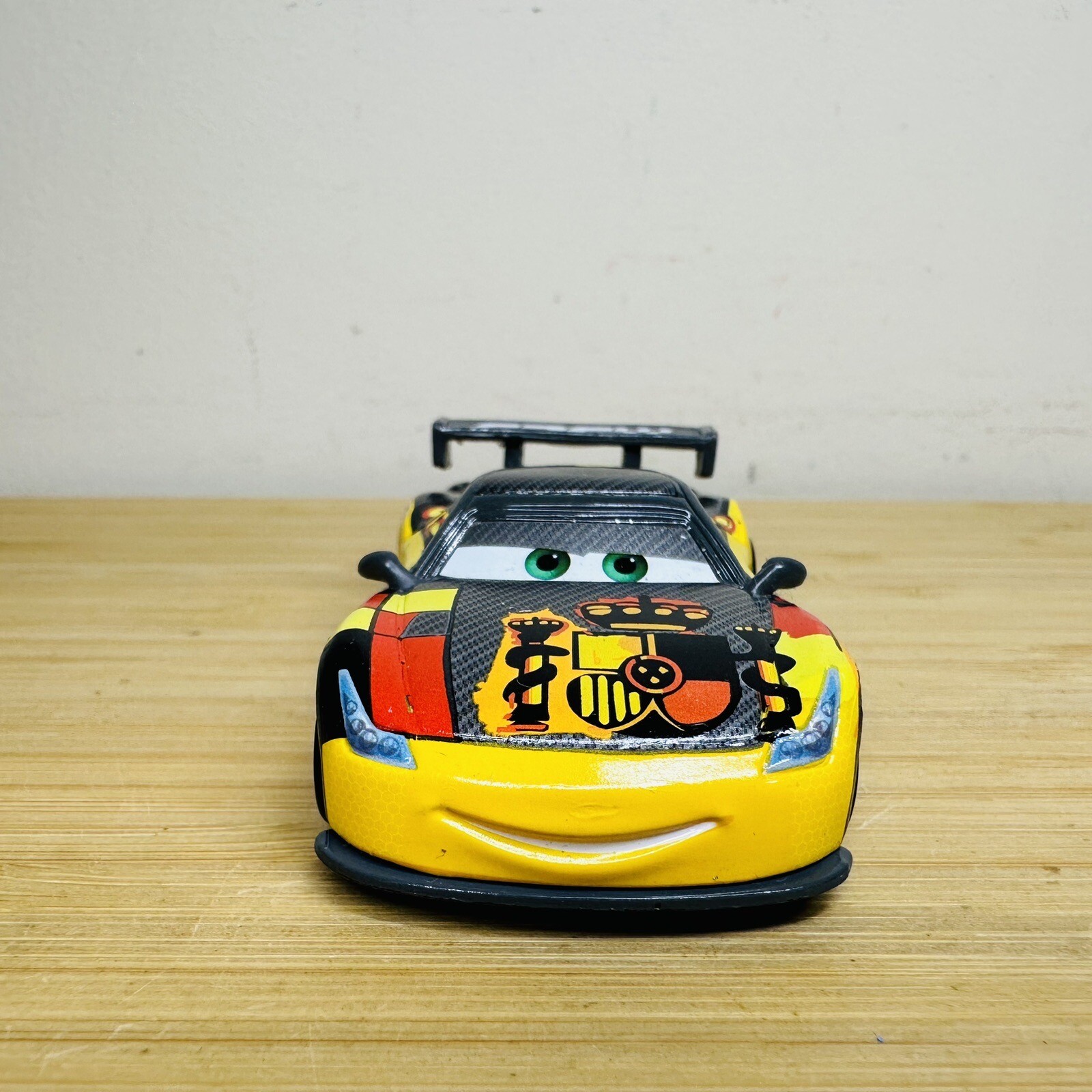 Disney Pixar Diecast Cars - Miguel Camino WGP Carbon Racers 5 | eBay