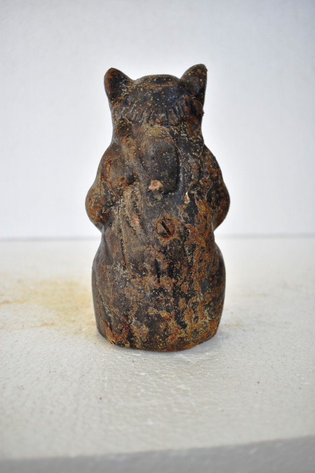 Vintage Bear Cast Iron Money Box Coin Bank Piggy Bank Mechanical Bank ...