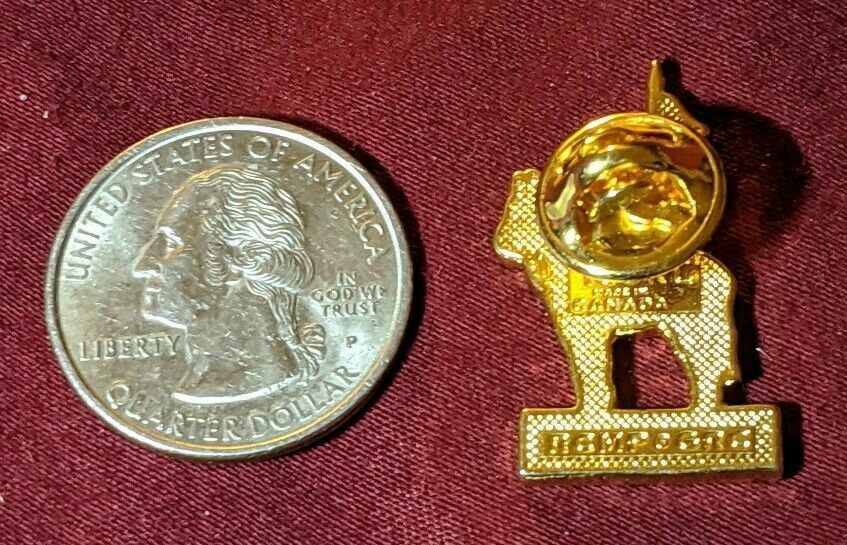 Royal Canadian Mounted Police Lapel Pin Pinback Mountie Horse Flag RCMP ...