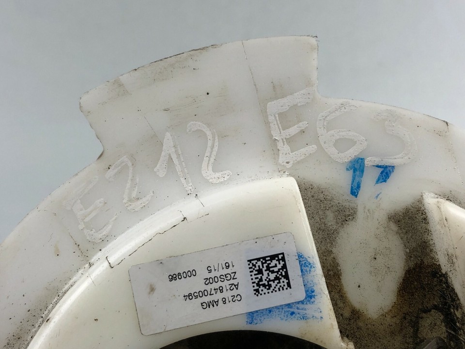 Mercedes Benz E Class W212 AMG Fuel Tank Distribution Supply Pump ...