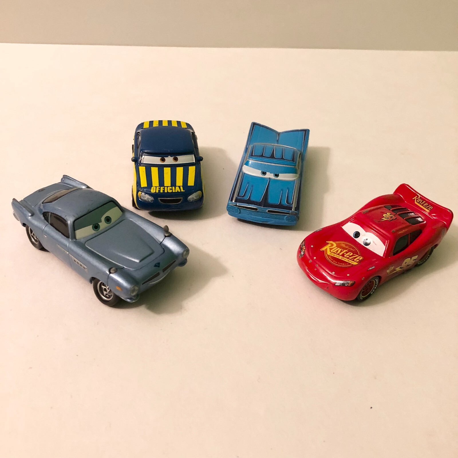 Disney Pixar Cars Lightning Ramone THE WORLD OF CARS diecast C4