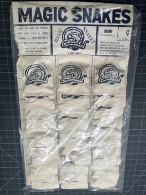 Vintage 1960's MAGIC SNAKES Full Store Counter Display Card 36 Packs ...